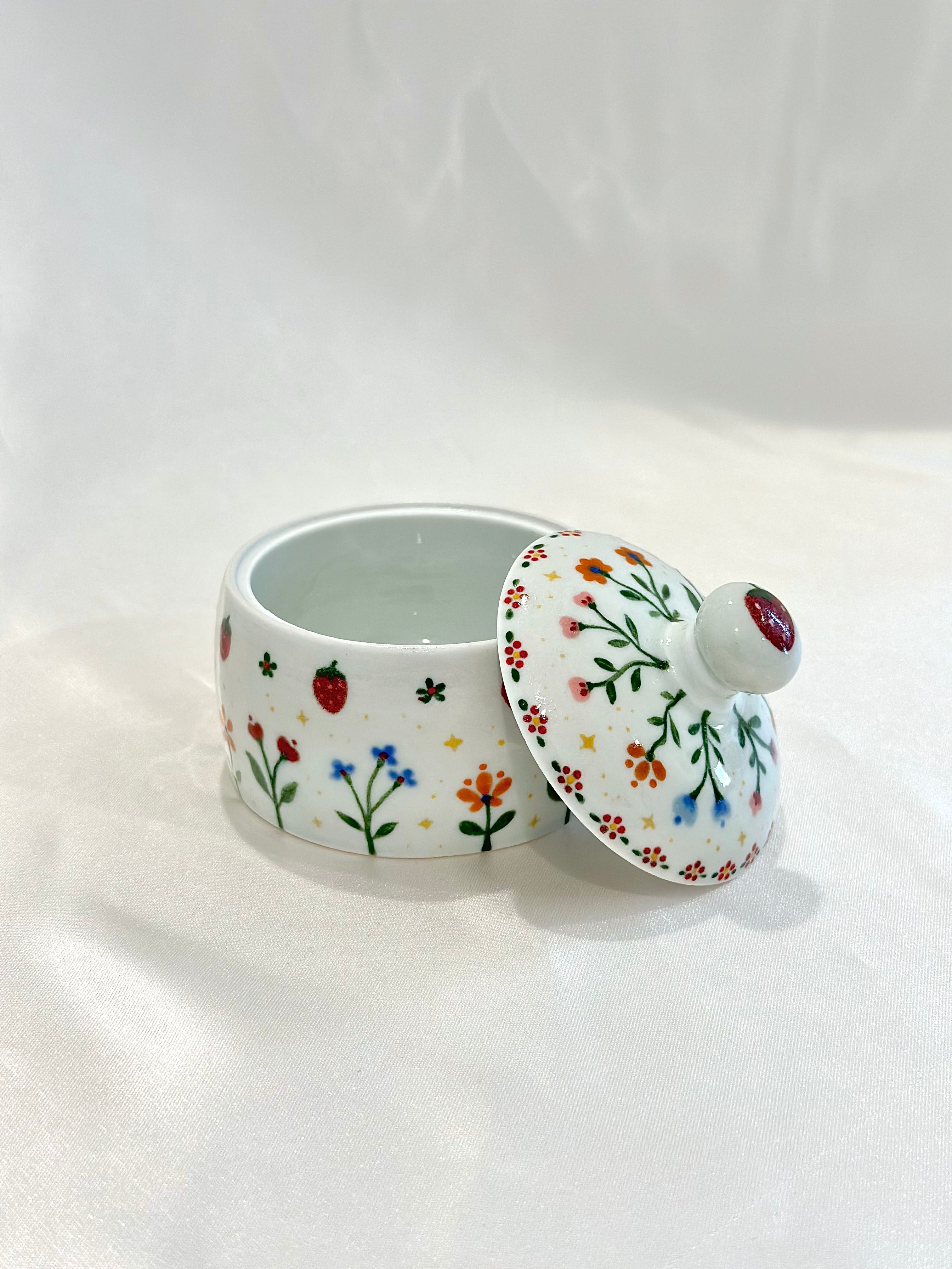 Ceramic Beauties – Sylvie Pottery